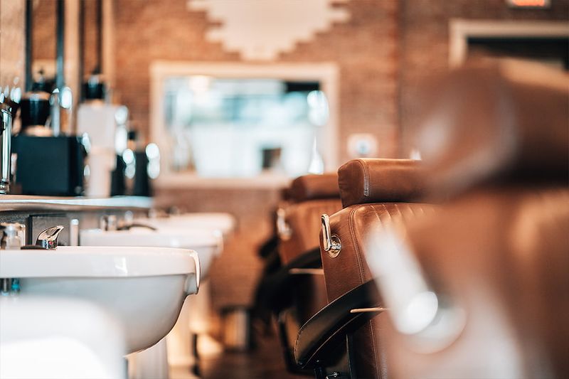 Find a Mens Grooming Location - Henley's Gentlemen's Grooming