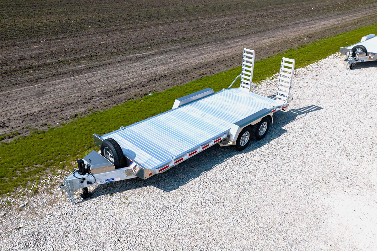 14K Low Pro Equipment Trailers | MH EBY