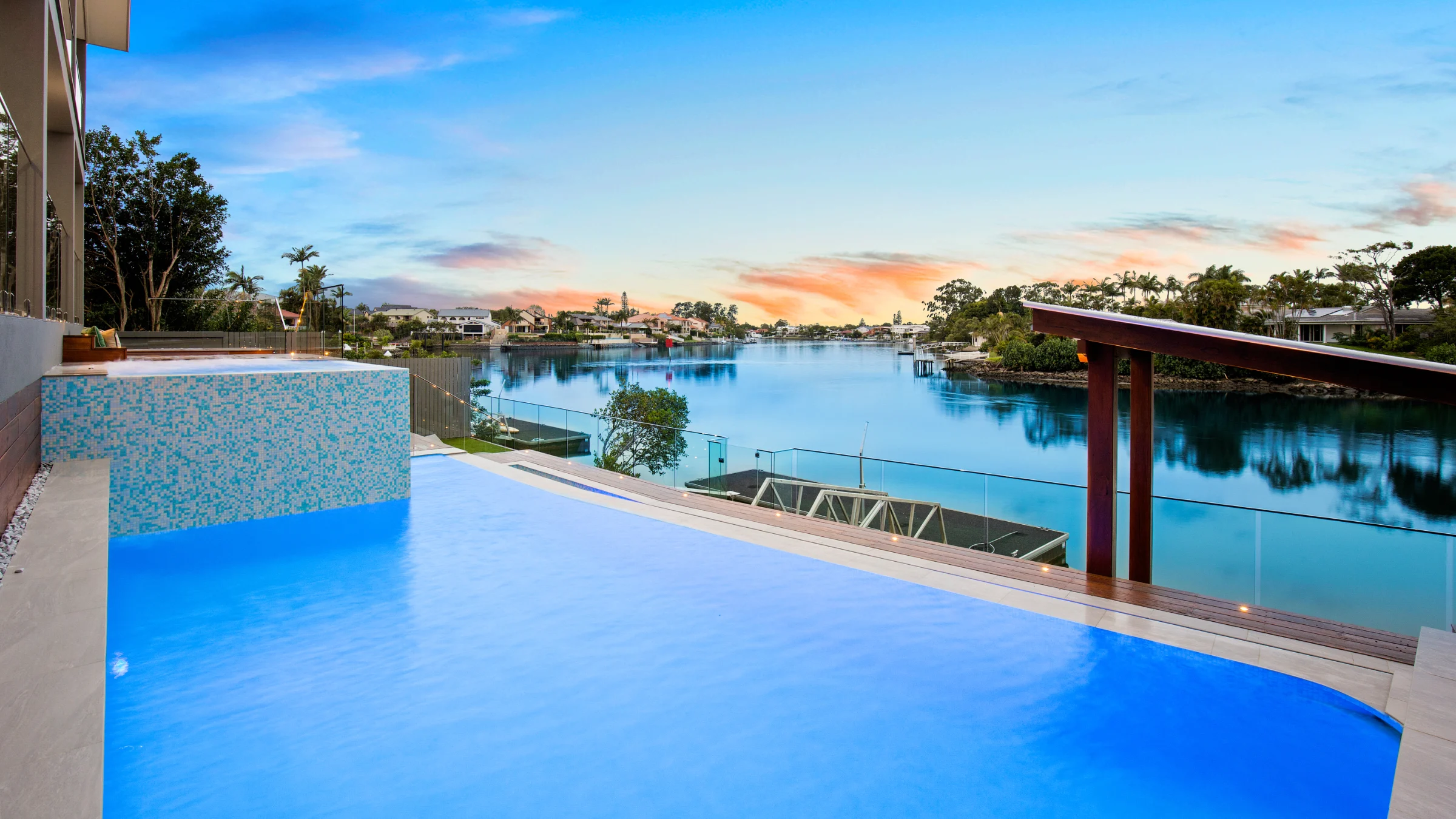 Moments of Reflection: Pool photography made easy in 5 simple steps | Poolz