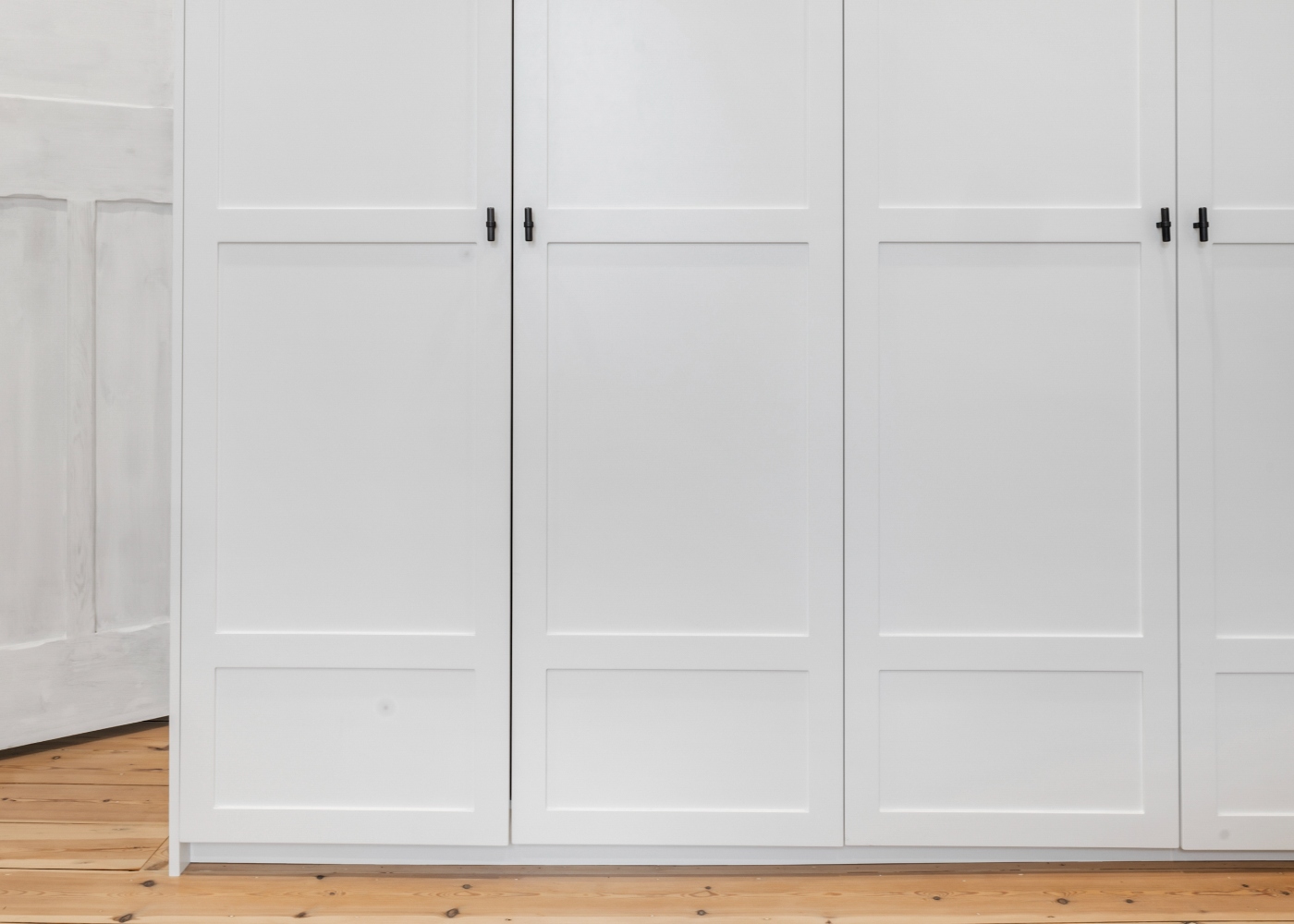 Wardrobes Portfolio | Uzit Kitchens & Robes Adelaide