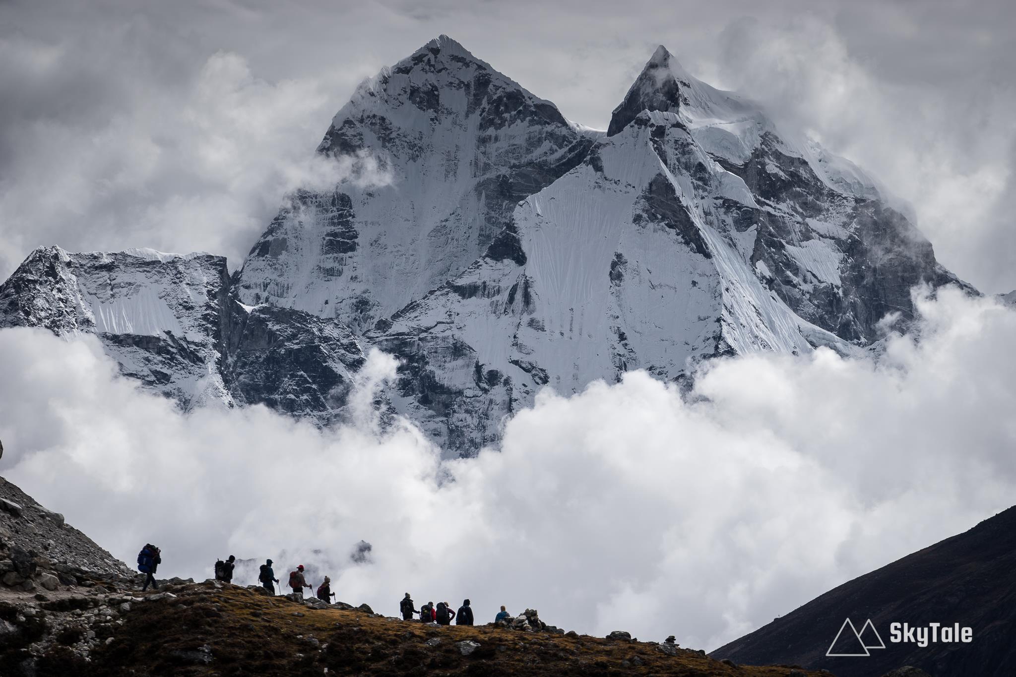 ชวนคุยเรื่อง (ภู) เขา และ Trekking กับ เขาคนนี้ ‘ฟ้า ปัณณวิช’