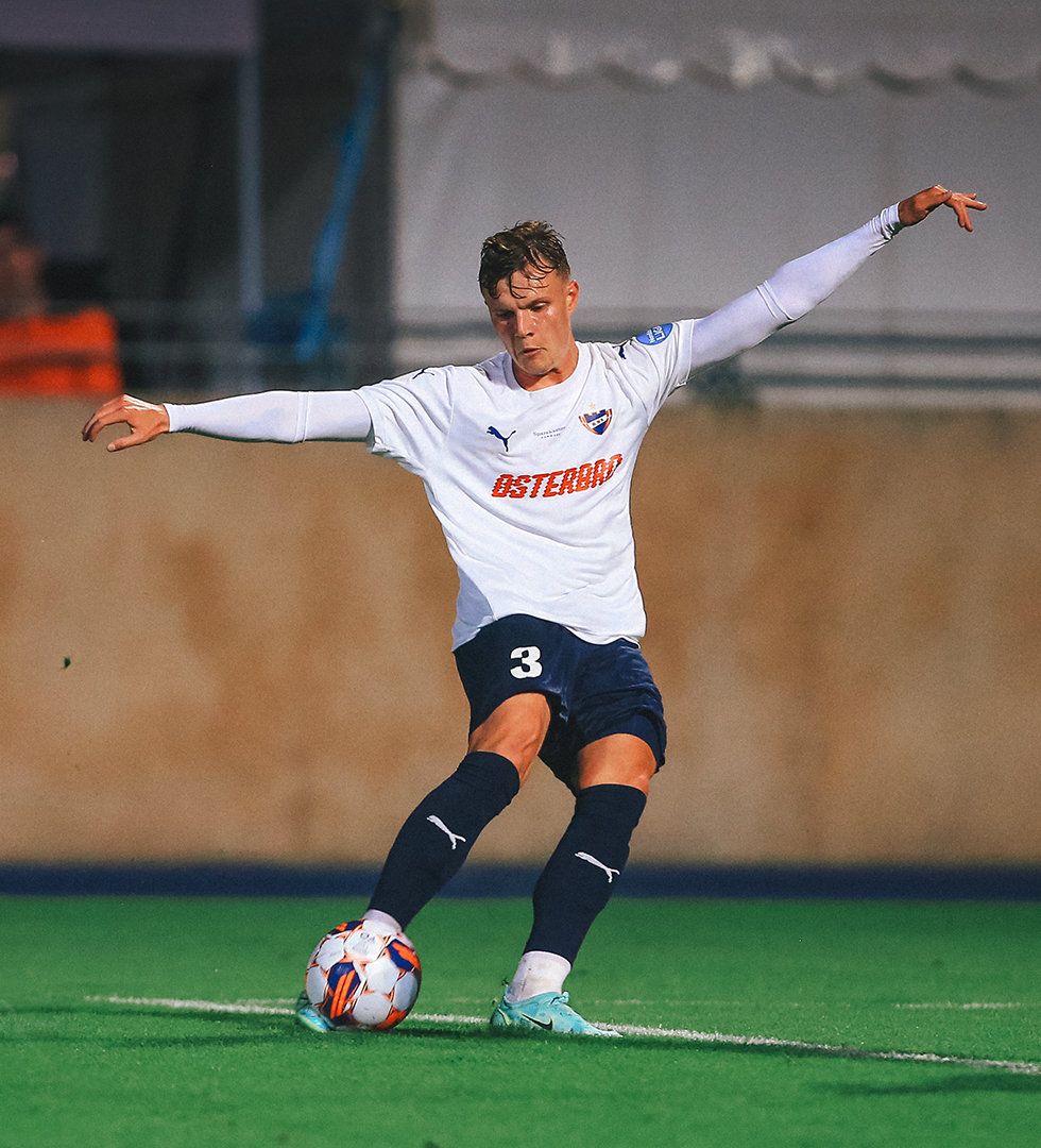 Ærgerligt nederlag i slutminutterne - B.93